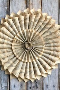31 Gorgeous Book Page Crafts Ideas