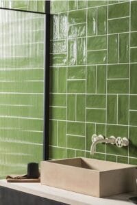 32 Stunning Green Tile Bathroom Ideas