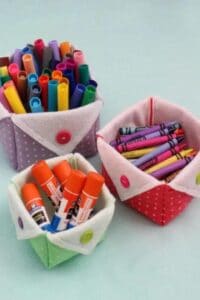 32 Button Crafts You'll Wish You Tried Years Ago