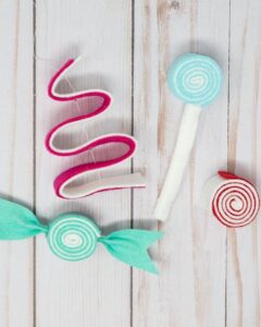 12 Dazzling Christmas Candy Crafts That Sweeten Every Holiday