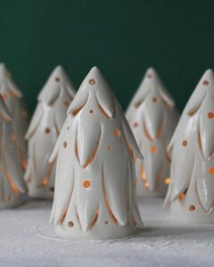 17 Dreamy White Christmas Decor Ideas That Inspire Pure Magic